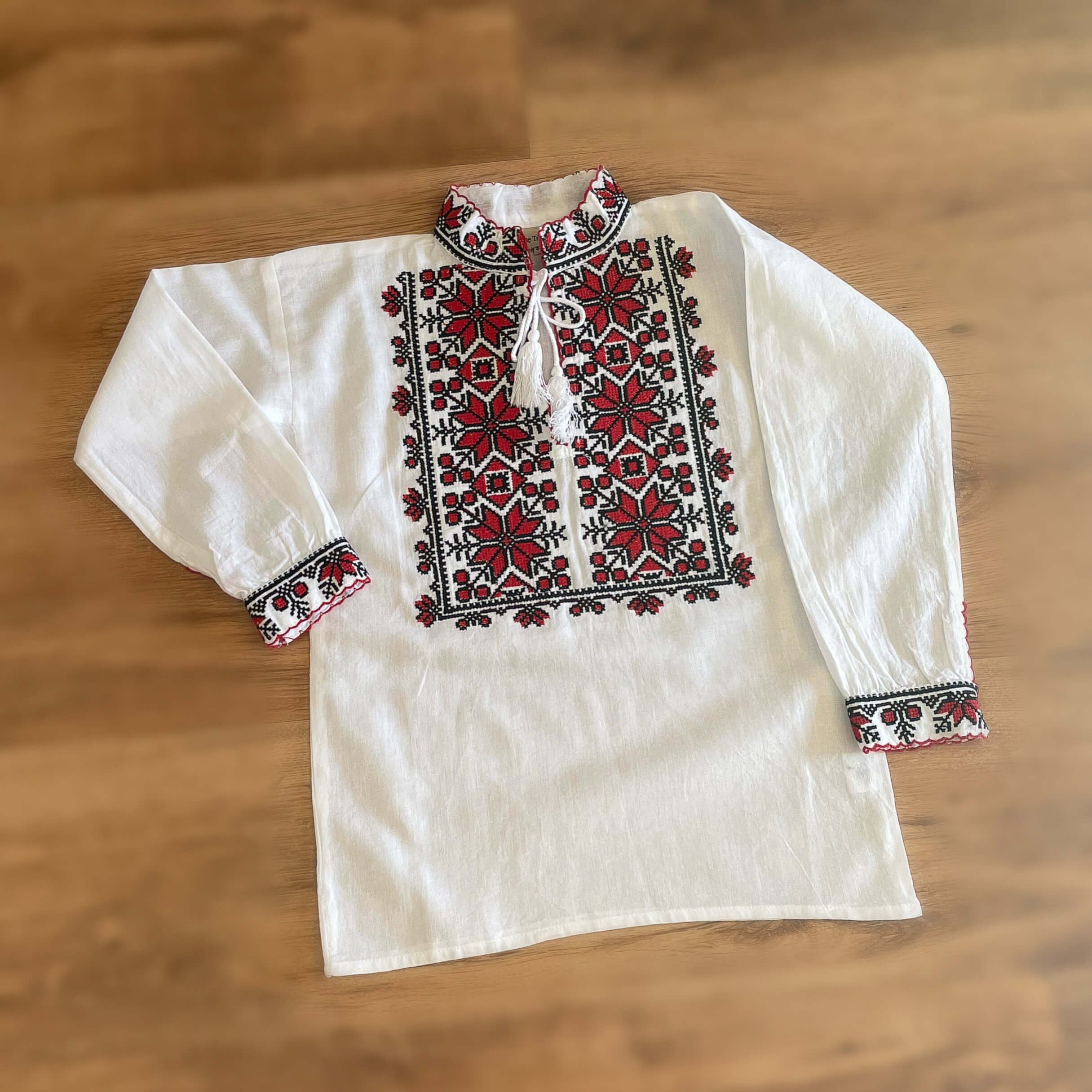 IE Traditionala pentru baieti cu guler tip tunica – IE Nationala